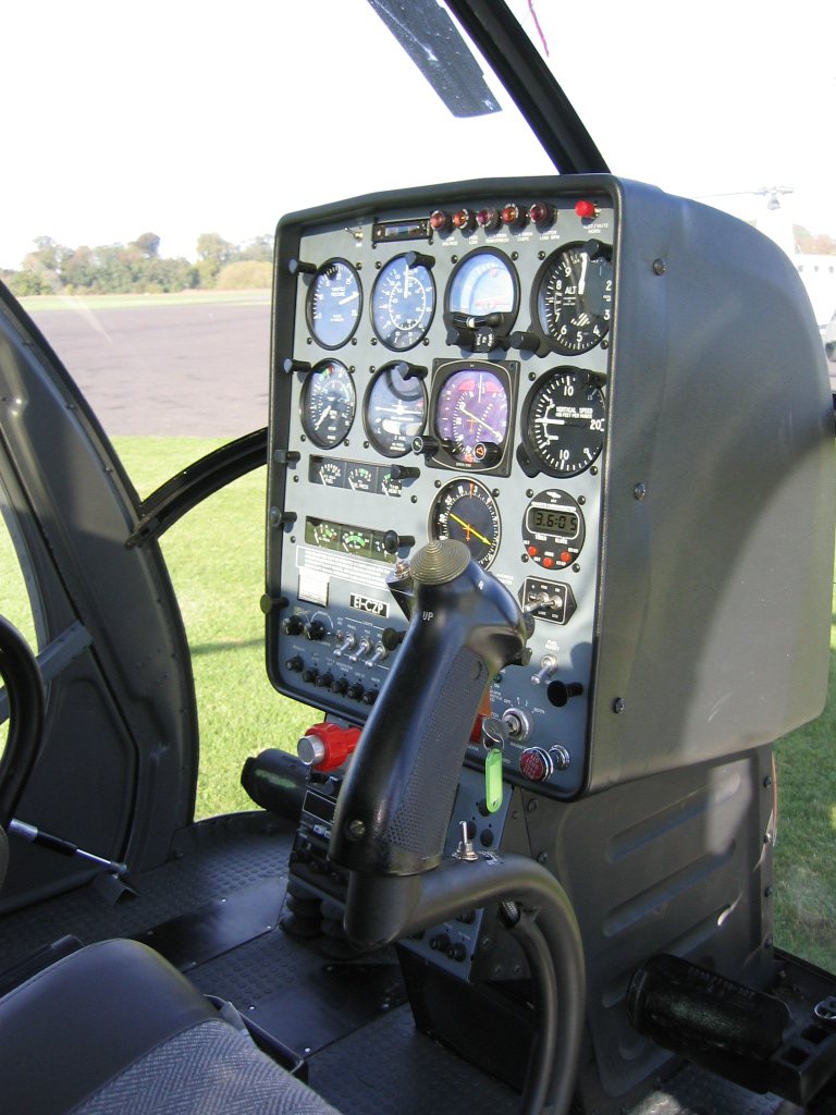 heliweb.ca schweizer 300cbi specifications, pictures and videos.